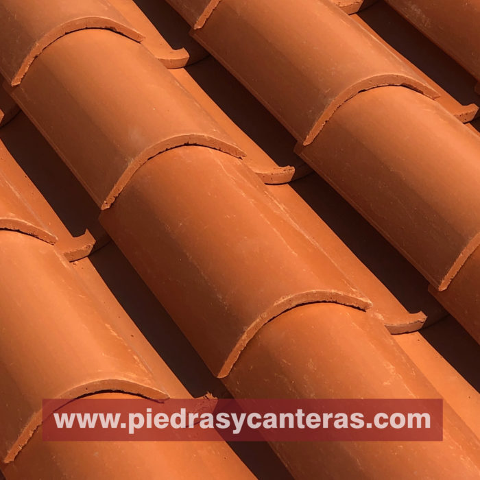 Teja de Barro, Teja Media Caña, Fabrica Tejas de Barro, Tejas en Puebla